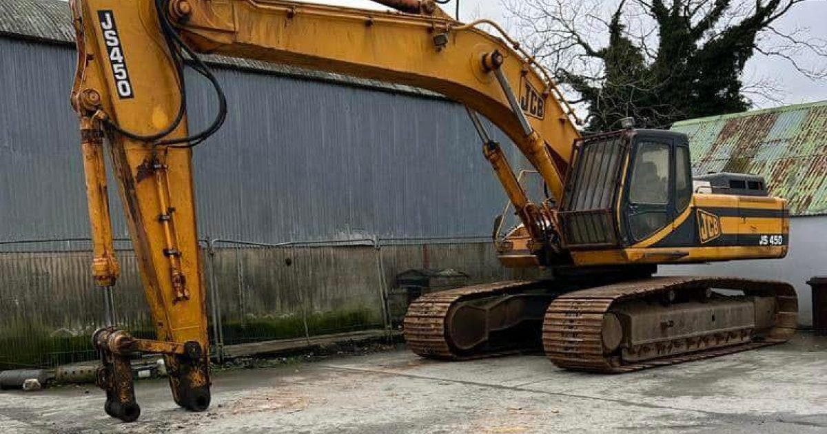 McAteer Solutions | JS450 JCB Digger