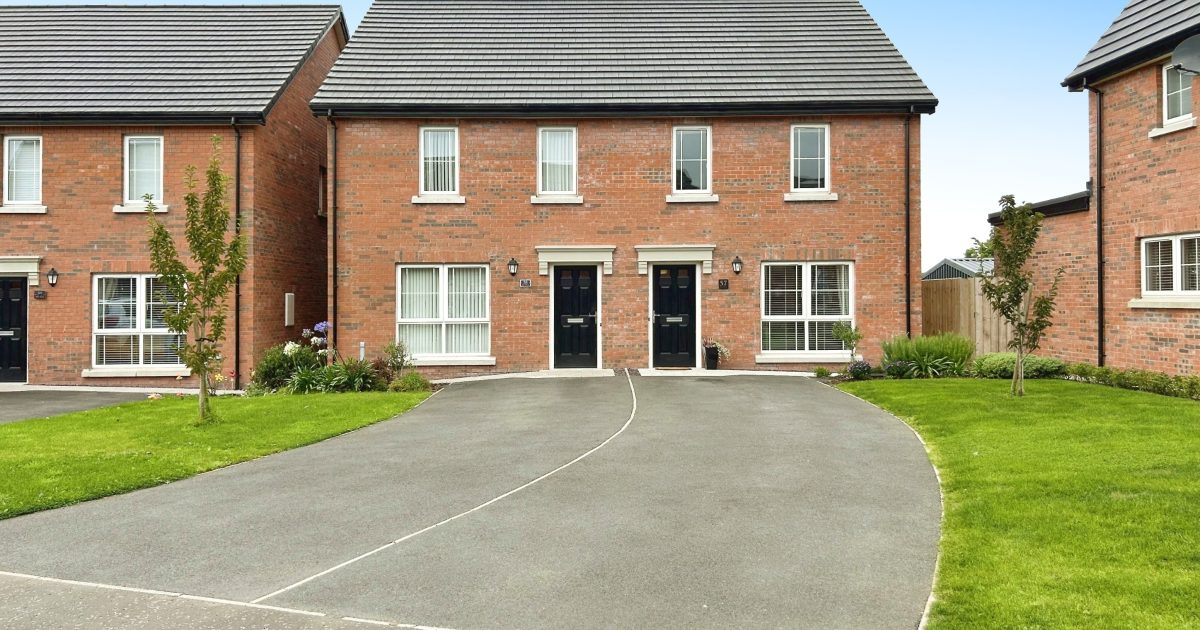57 Red Row, Toomebridge | McAteer Solutions